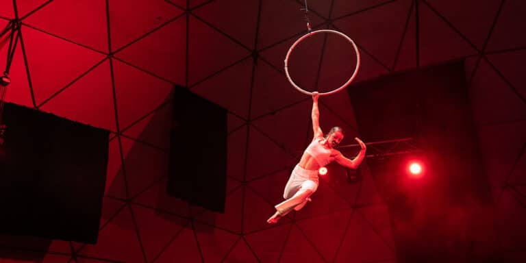 REVIEW: London Calling with Paul Dabek - On Your Markus