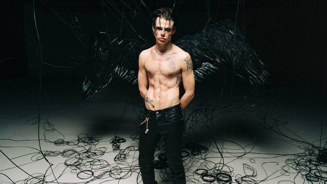 SONG REVIEW: Yungblud - Zombie - On Your Markus